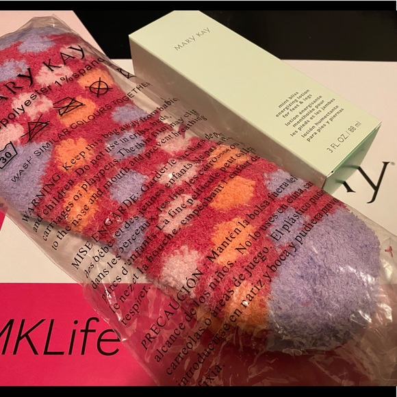 Mary Kay | Bath & Body | Mary Kay Limited Edition Gift With Purchase ...